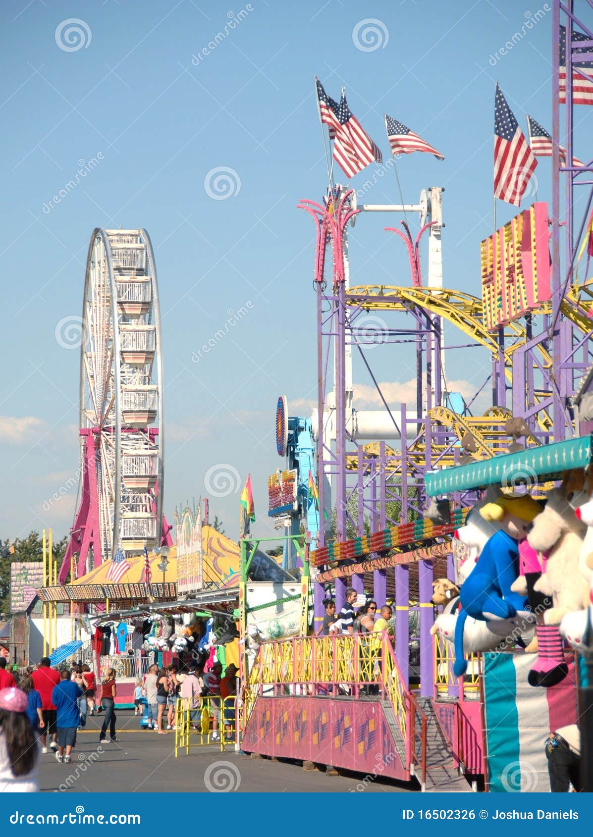 The Midway at the County Fair Editorial Photo - Image of ferris, flag ...