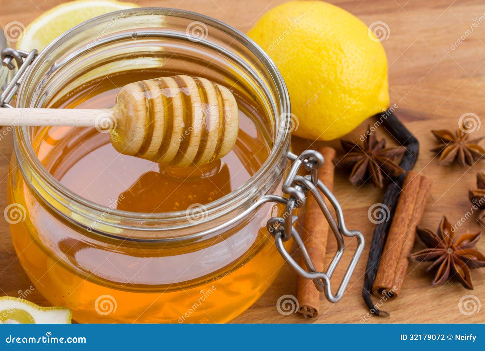 Miel de la fruta cítrica foto de archivo. Imagen de pegajoso - 32179072