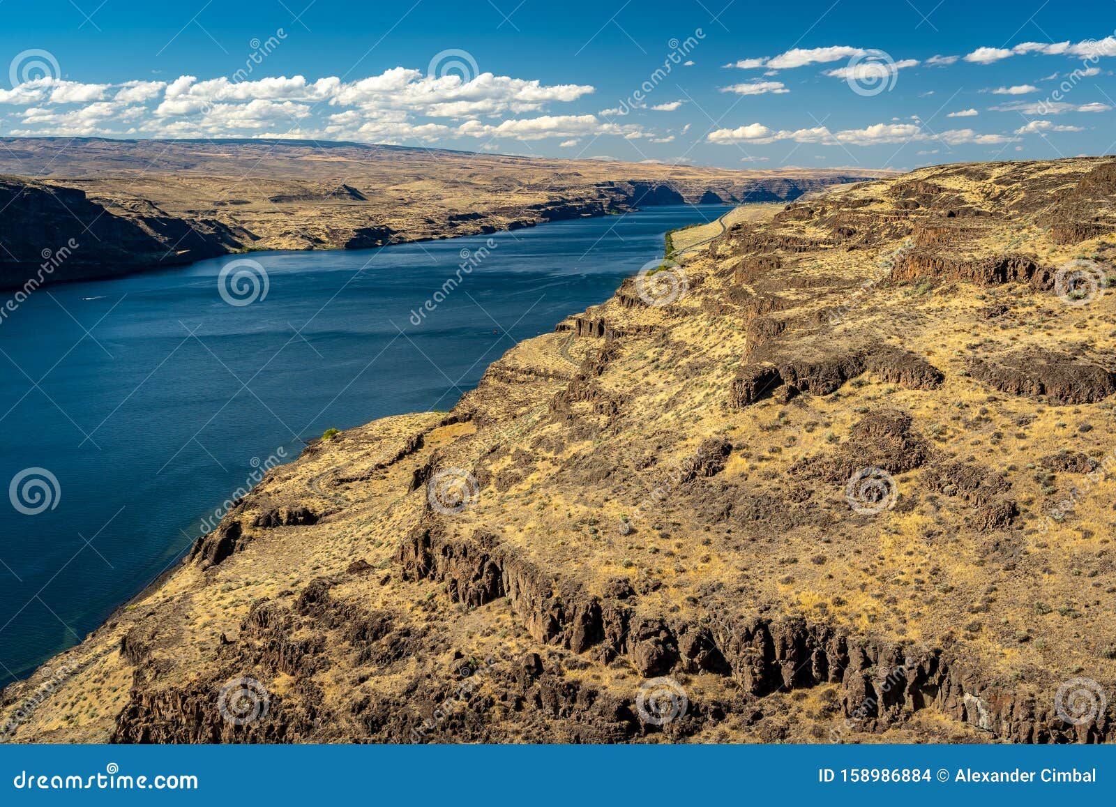 Columbia River in Washington State, USA Stock Photo - Image of rock ...