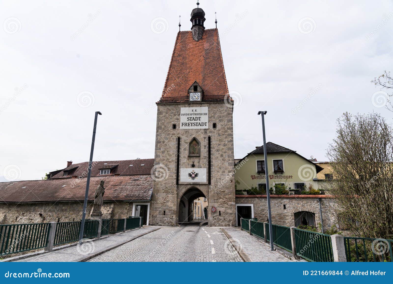 Mighty Gate Tower - Freistadt, Linzertor Editorial Stock Image - Image ...