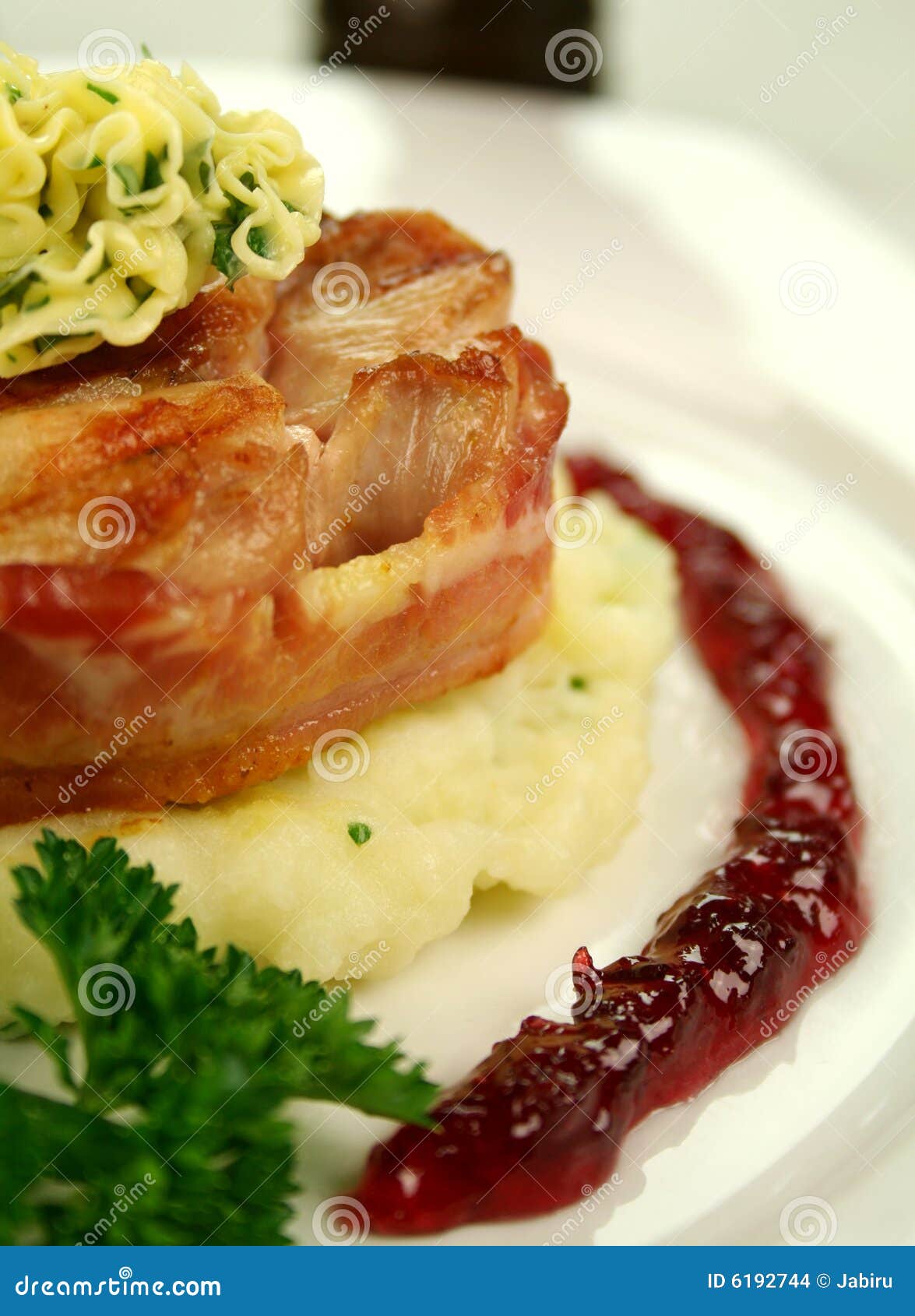 Mignon de filete del pollo foto de archivo. Imagen de triturado - 6192744