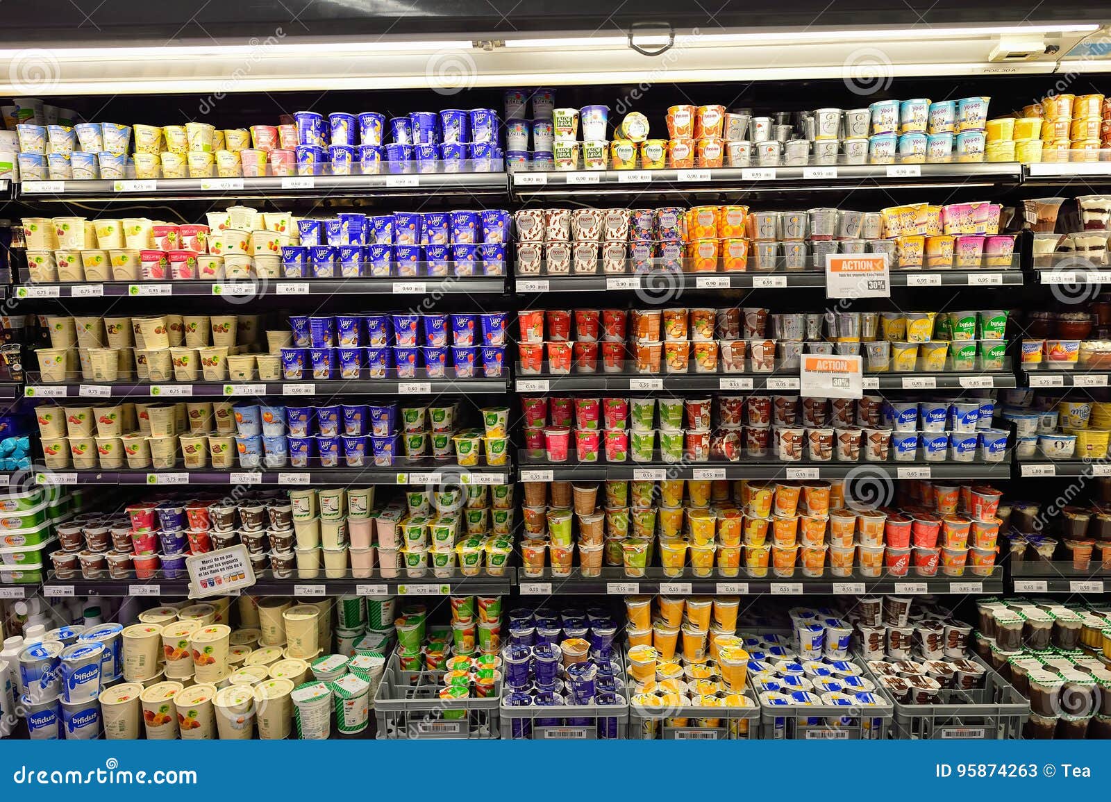 Migros redaktionelles stockfoto. Bild von redaktionell - 95874263