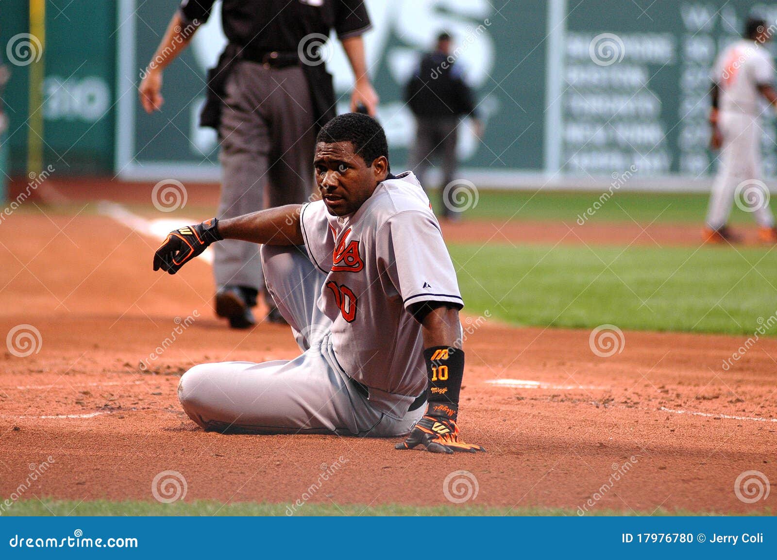 Miguel Tejada Baltimore Orioles Editorial Image - Image of game ...