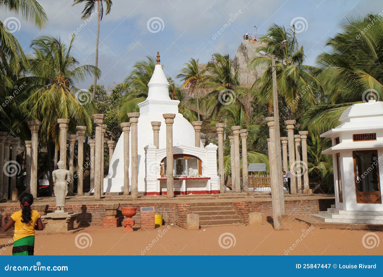 Mihintale king temple editorial photography. Image of buddhism - 25847447