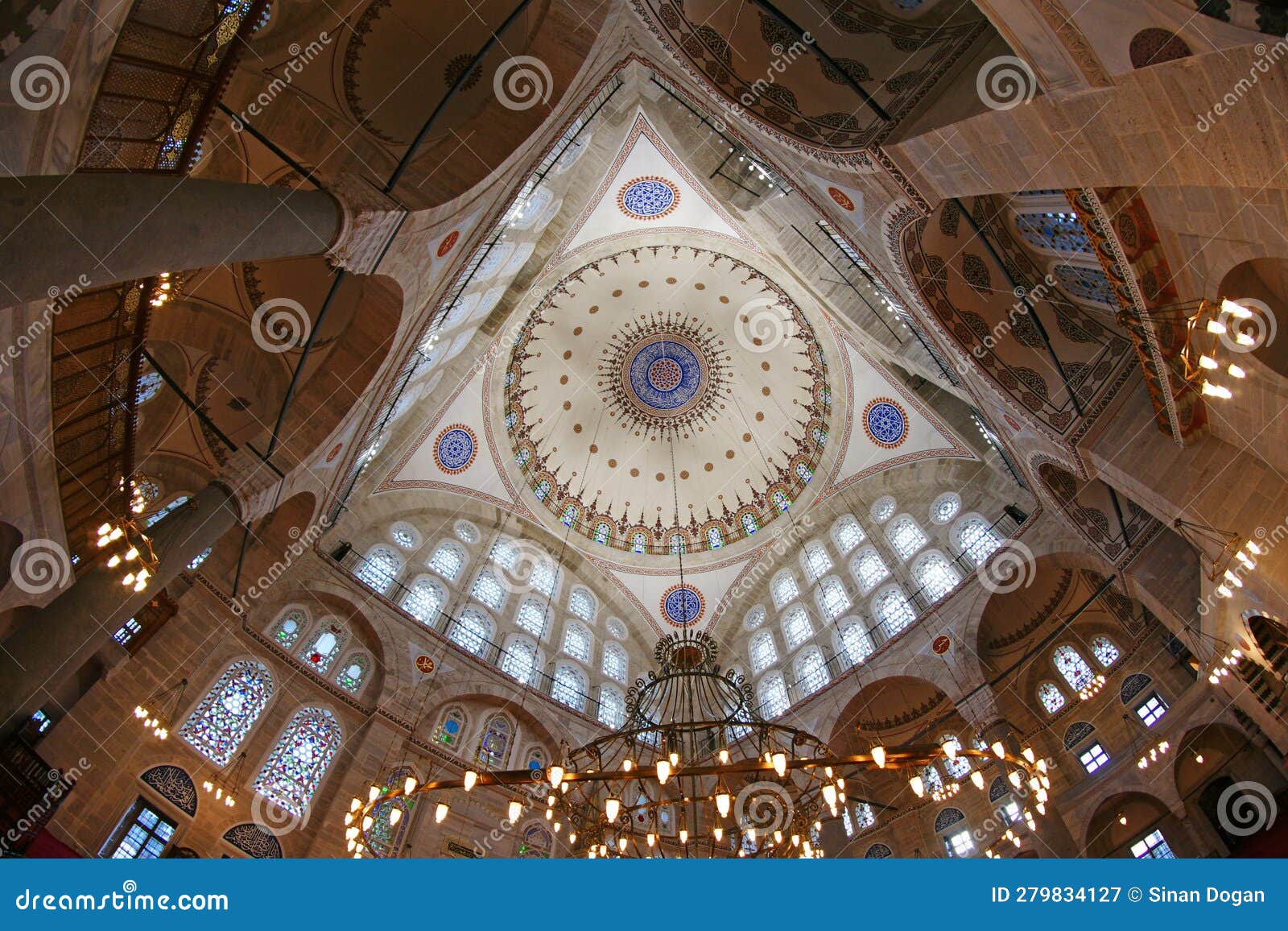 Mihrimah Sultan Mosque and Complex Stock Image - Image of fortification ...