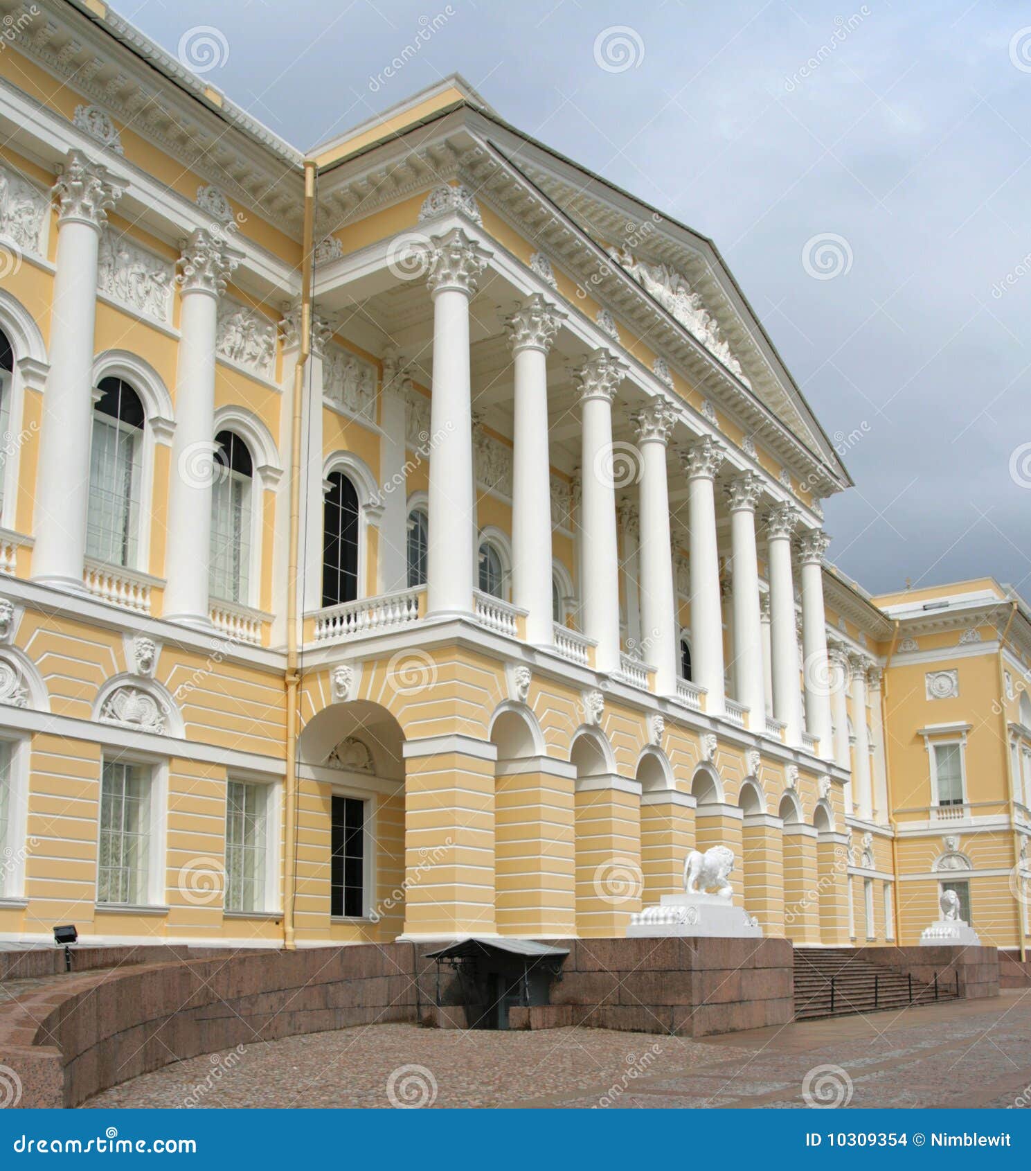 The Mikhailovsky Palace. St. Petersburg Stock Photo - Image of palace ...