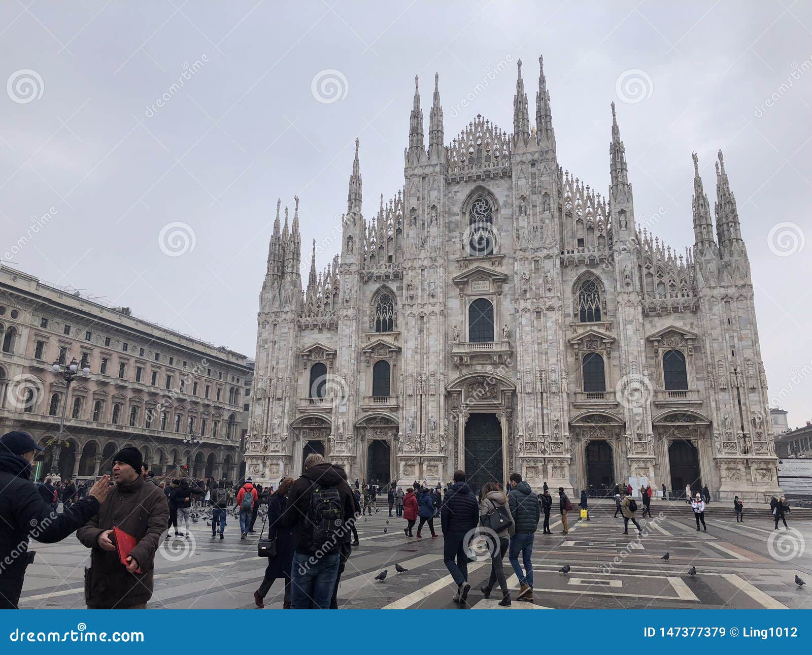 Milan Cathedral Church Overview with Crowd at the Front Editorial Stock ...