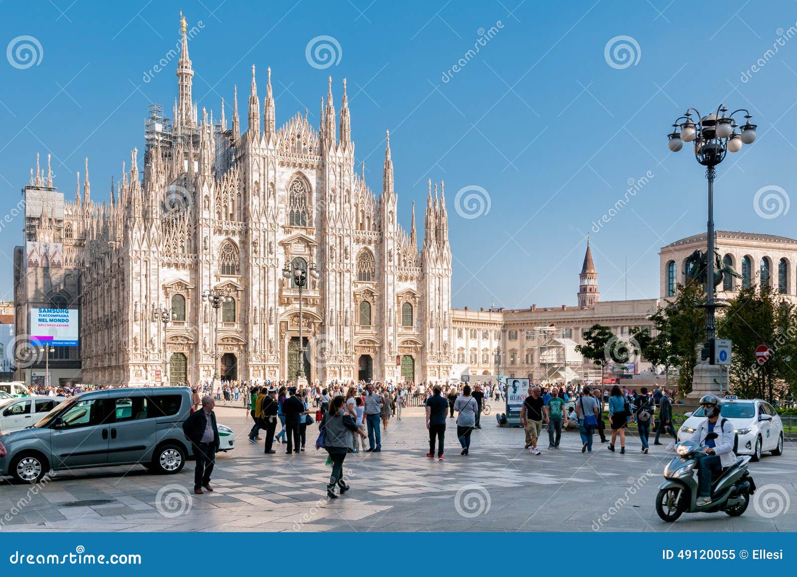 Milan Cathedral, Piazza Del Duomo Imagen editorial - Imagen de turistas ...
