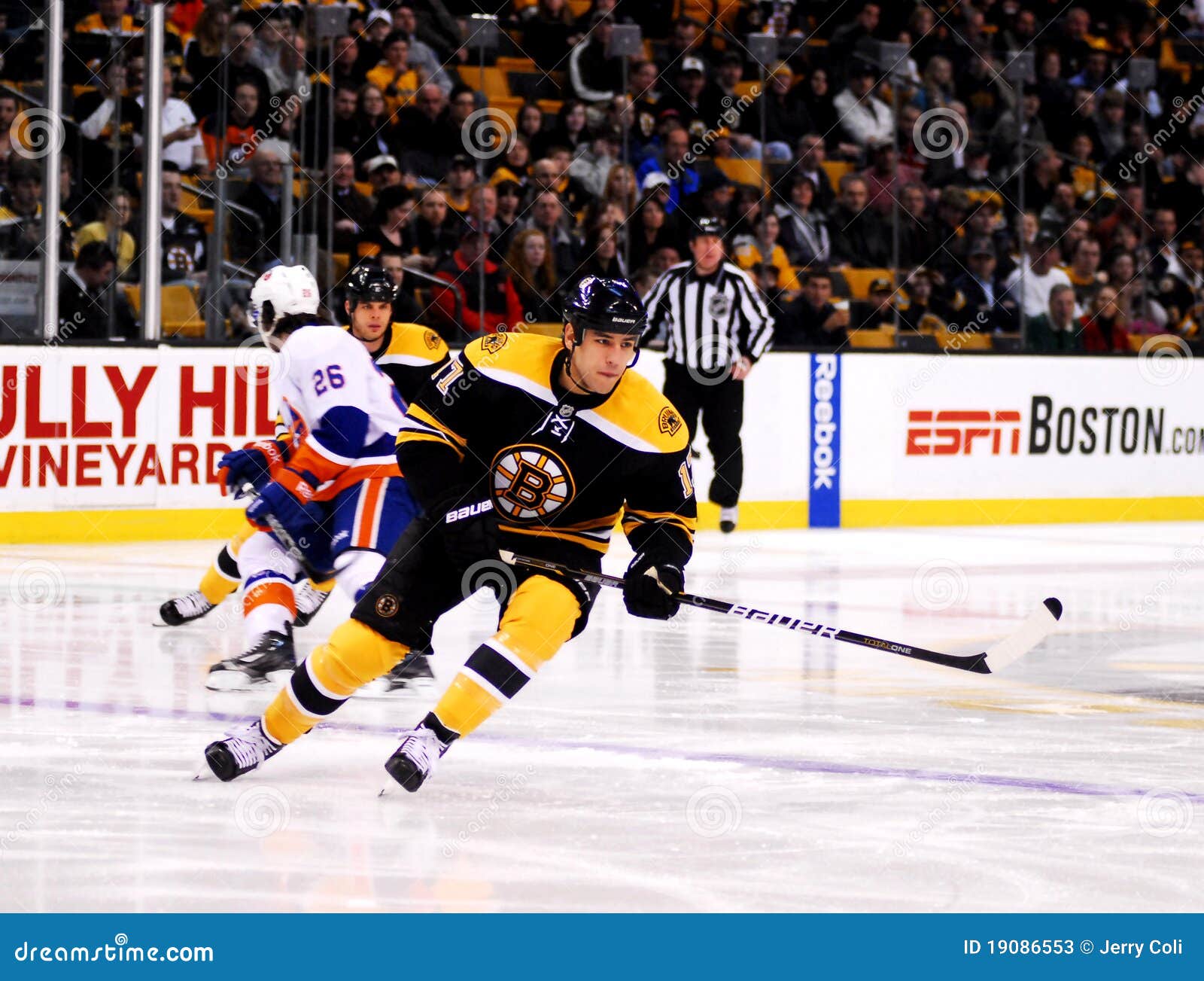Milan Lucic editorial stock photo. Image of stick, game - 19086553