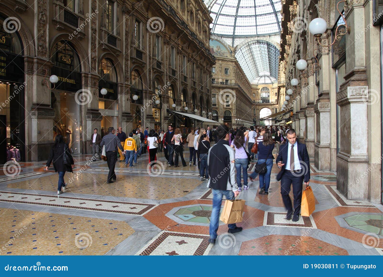 Viator Milan Sightseeing And Shopping