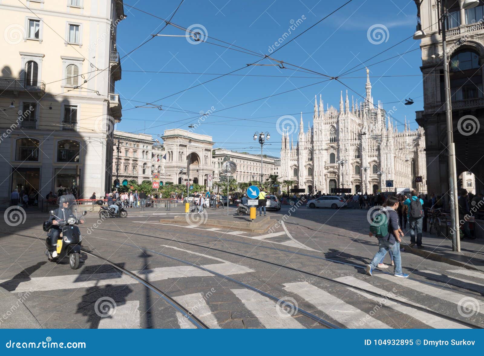 Milan Street View image éditorial. Image du europe, endroit - 104932895