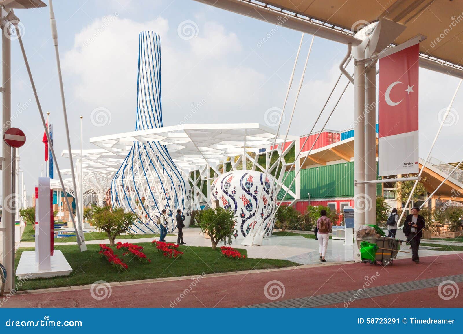 Milano 2015 - Turkey editorial photo. Image of milano - 58723291