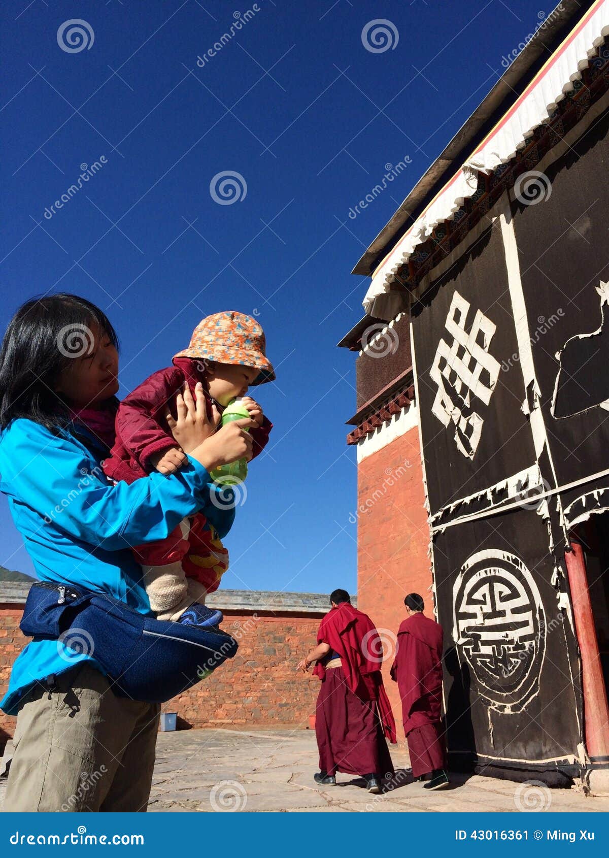 Milarepa Temples editorial photo. Image of golden, architectural - 43016361