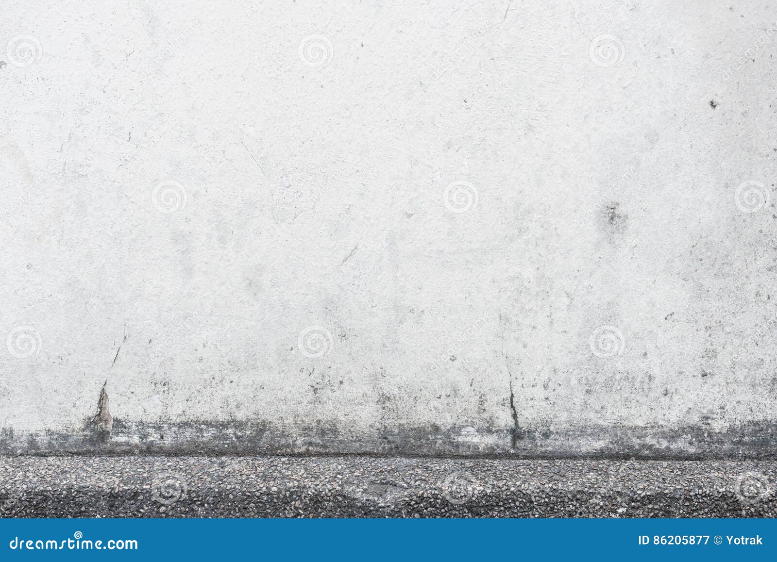 Mildewed walls stock image. Image of dirty, mildewed - 86205877
