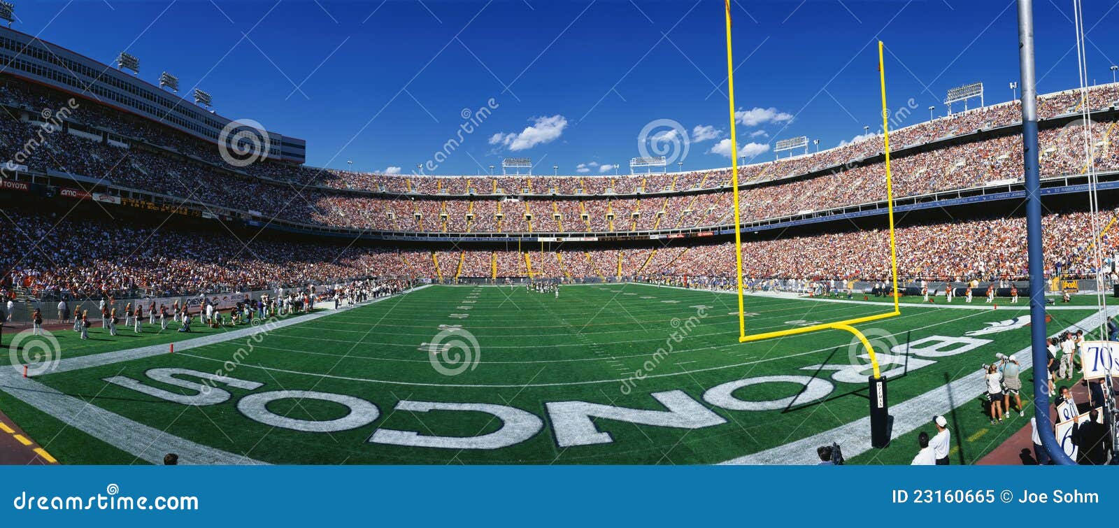 Mile High Stadium editorial image. Image of game, daylight - 23160665
