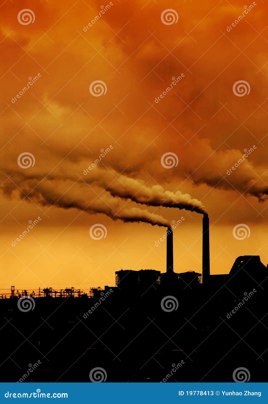 Milieuvervuiling stock afbeelding. Image of dampen, horizon - 19778413