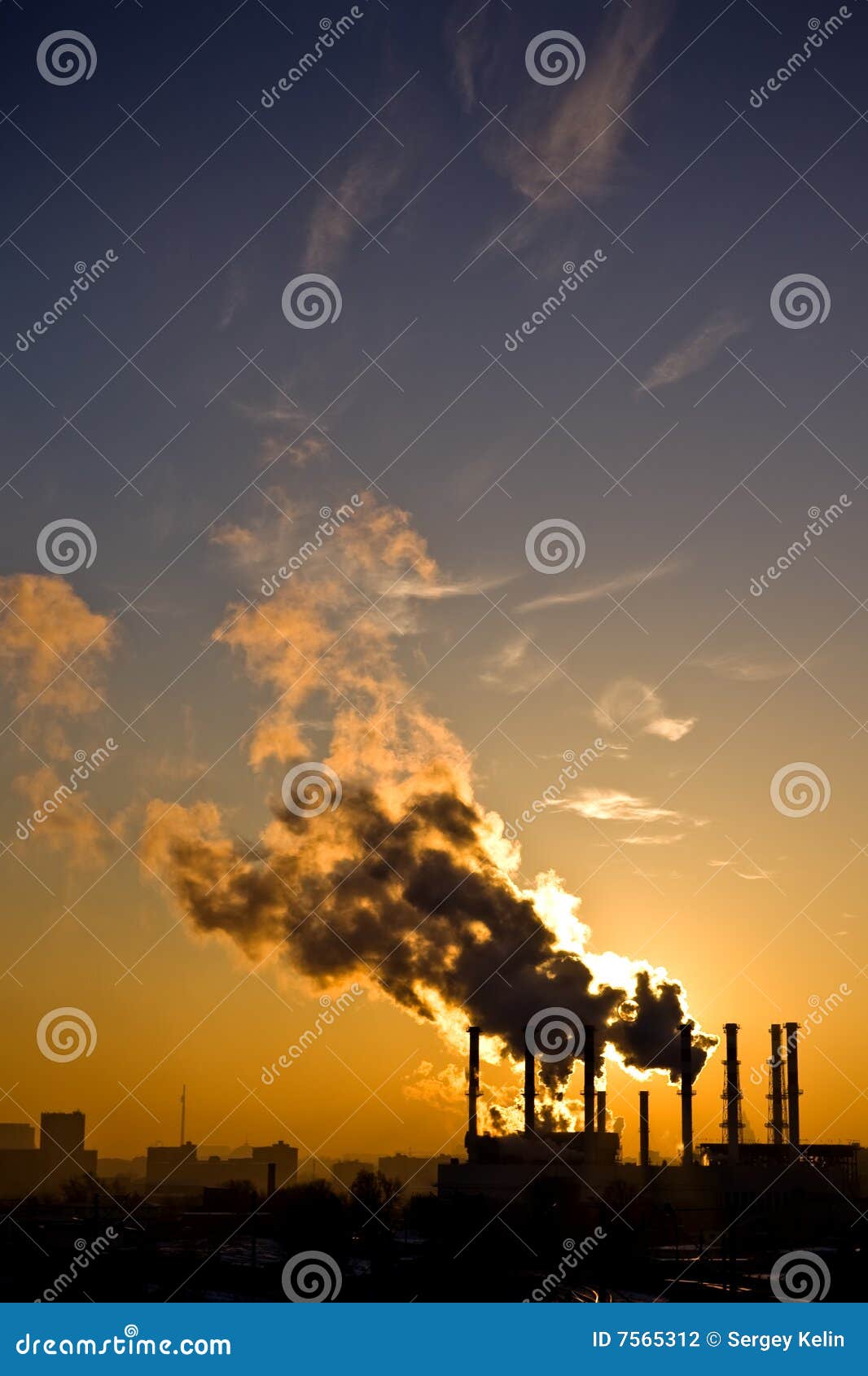 Milieuvervuiling stock foto. Image of uitlaat, gevaar - 7565312