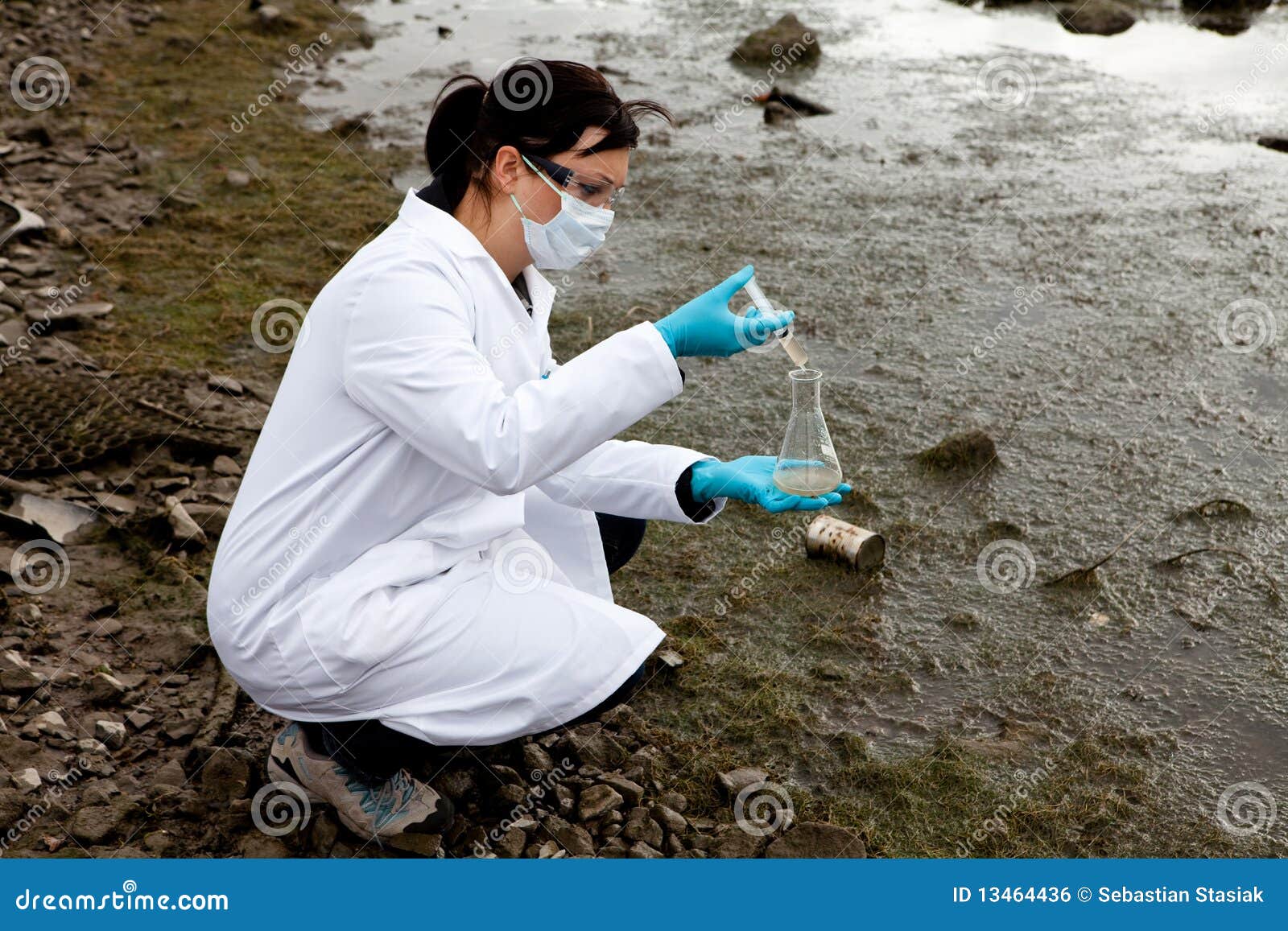 Milieuvervuiling - Onderzoek Stock Foto - Image of onderzoek, biologie ...