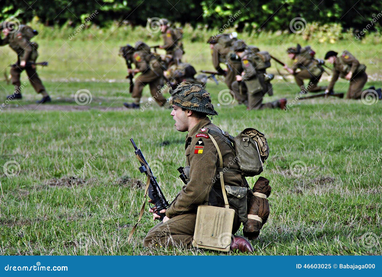 Militairen op het slagveld redactionele afbeelding. Image of kracht ...