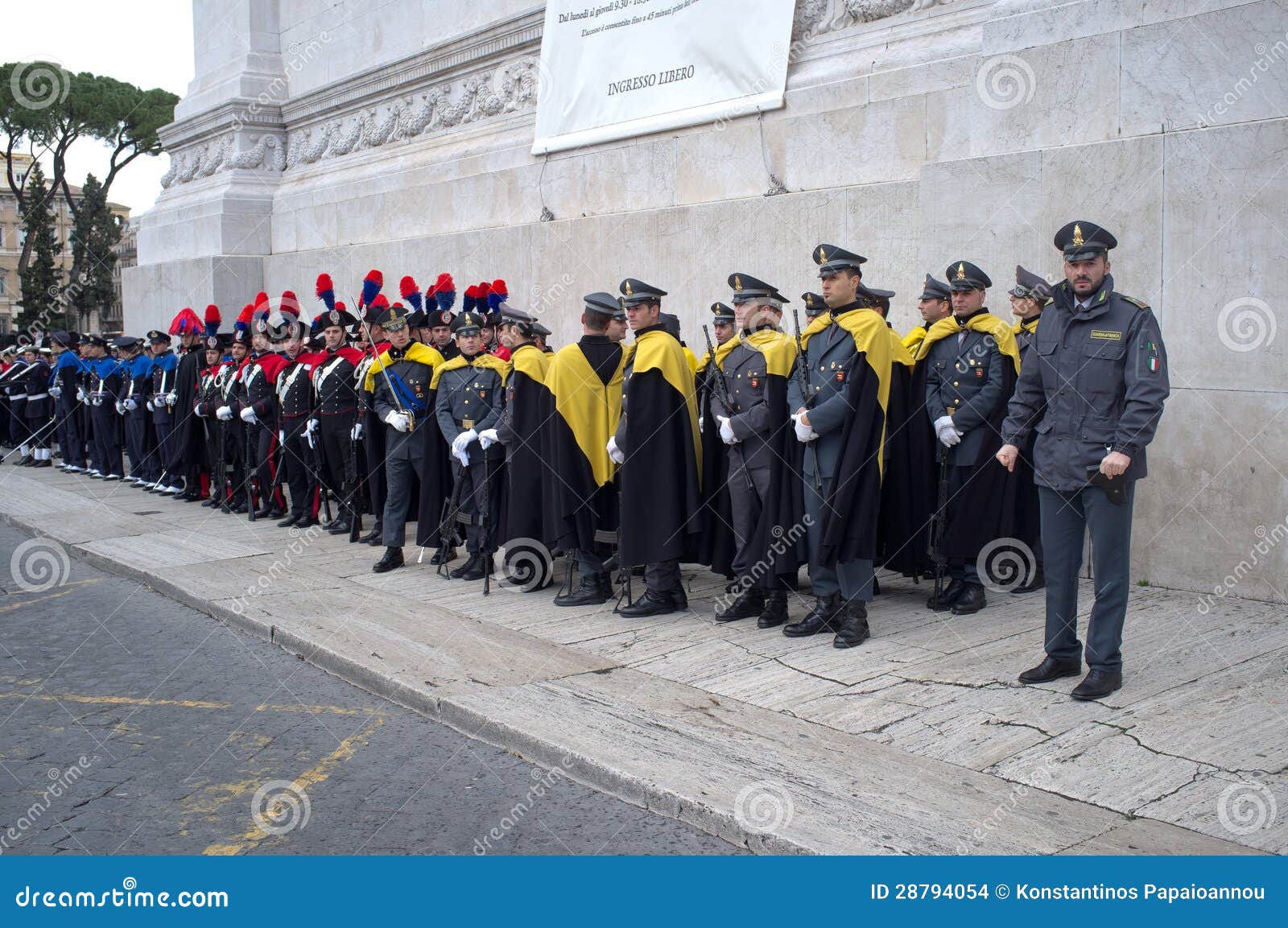 Military parade in Rome editorial stock image. Image of italian - 28794054