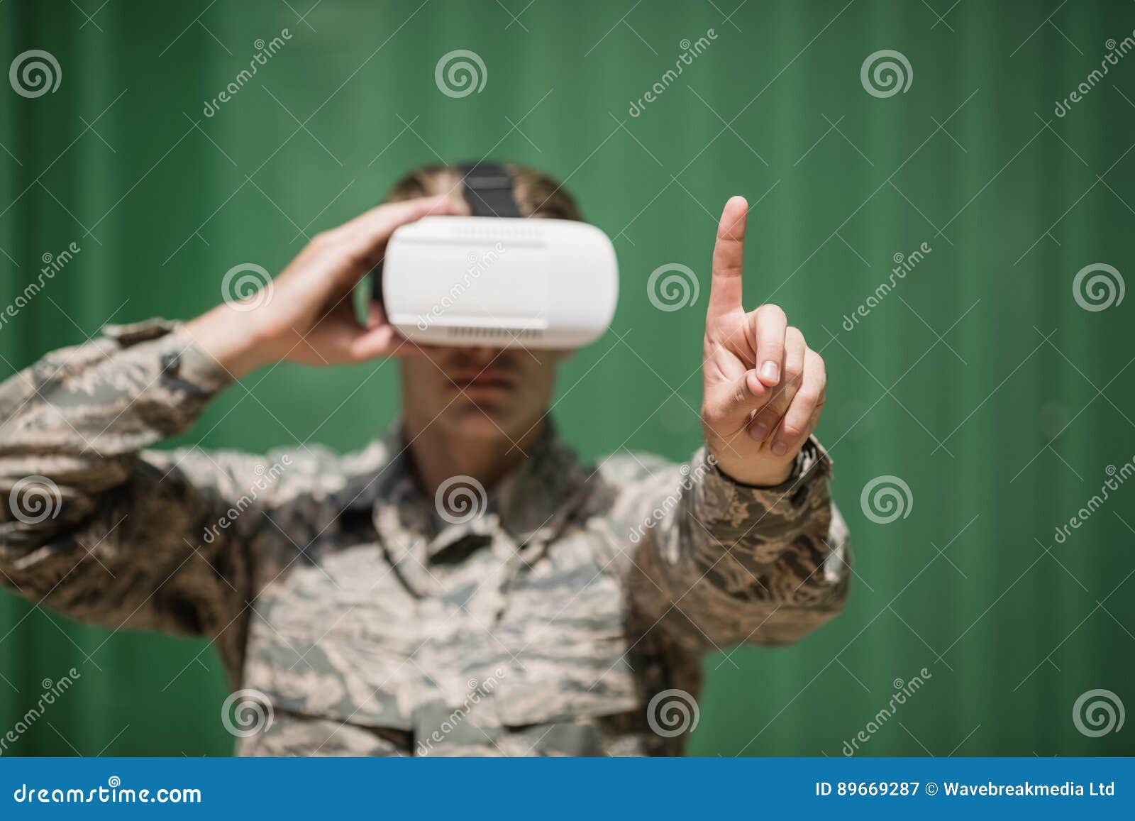 Military Soldier Using Virtual Reality Headset Stock Image - Image of ...