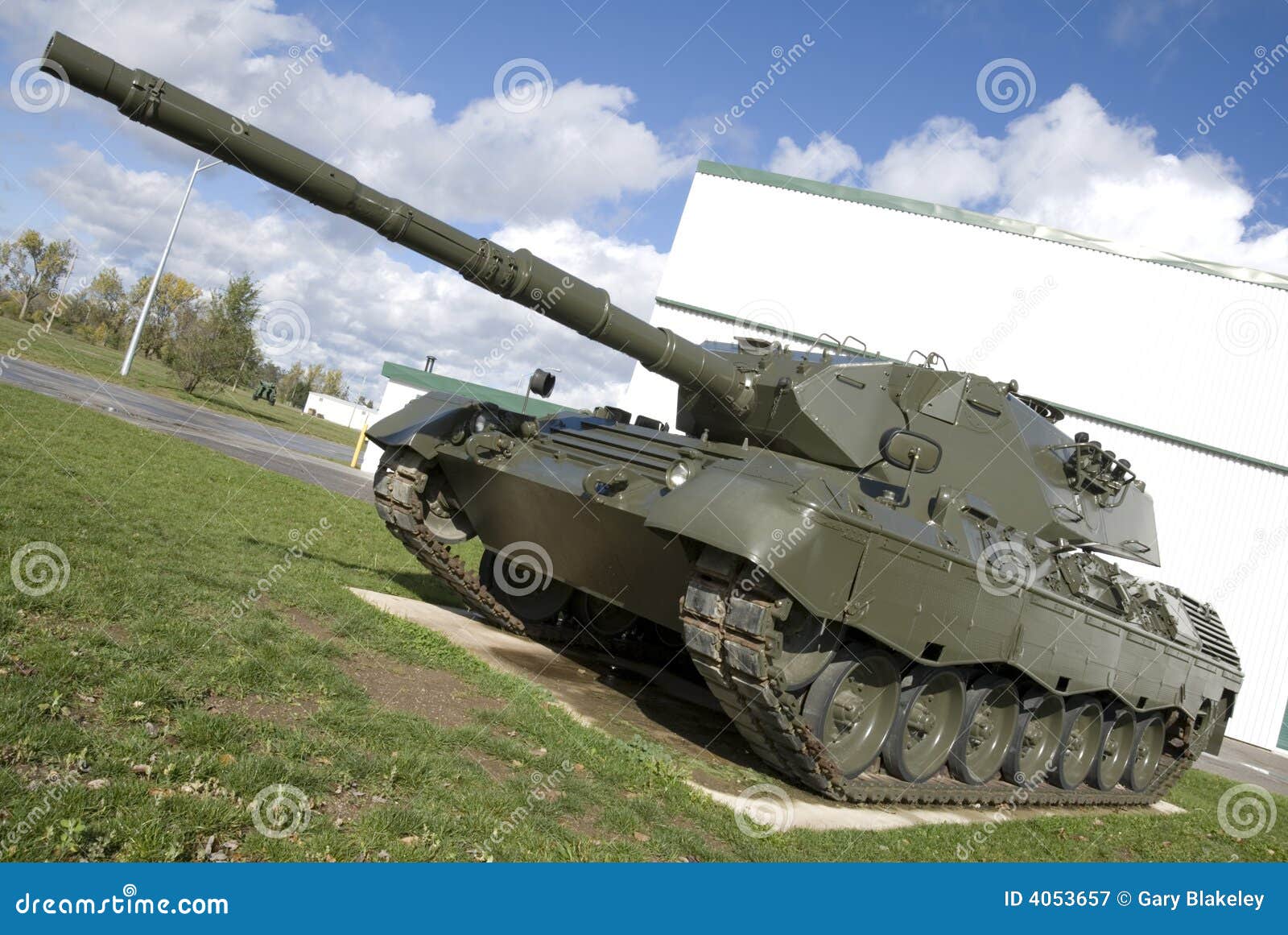 Military Tank stock image. Image of camouflage, liberation - 4053657