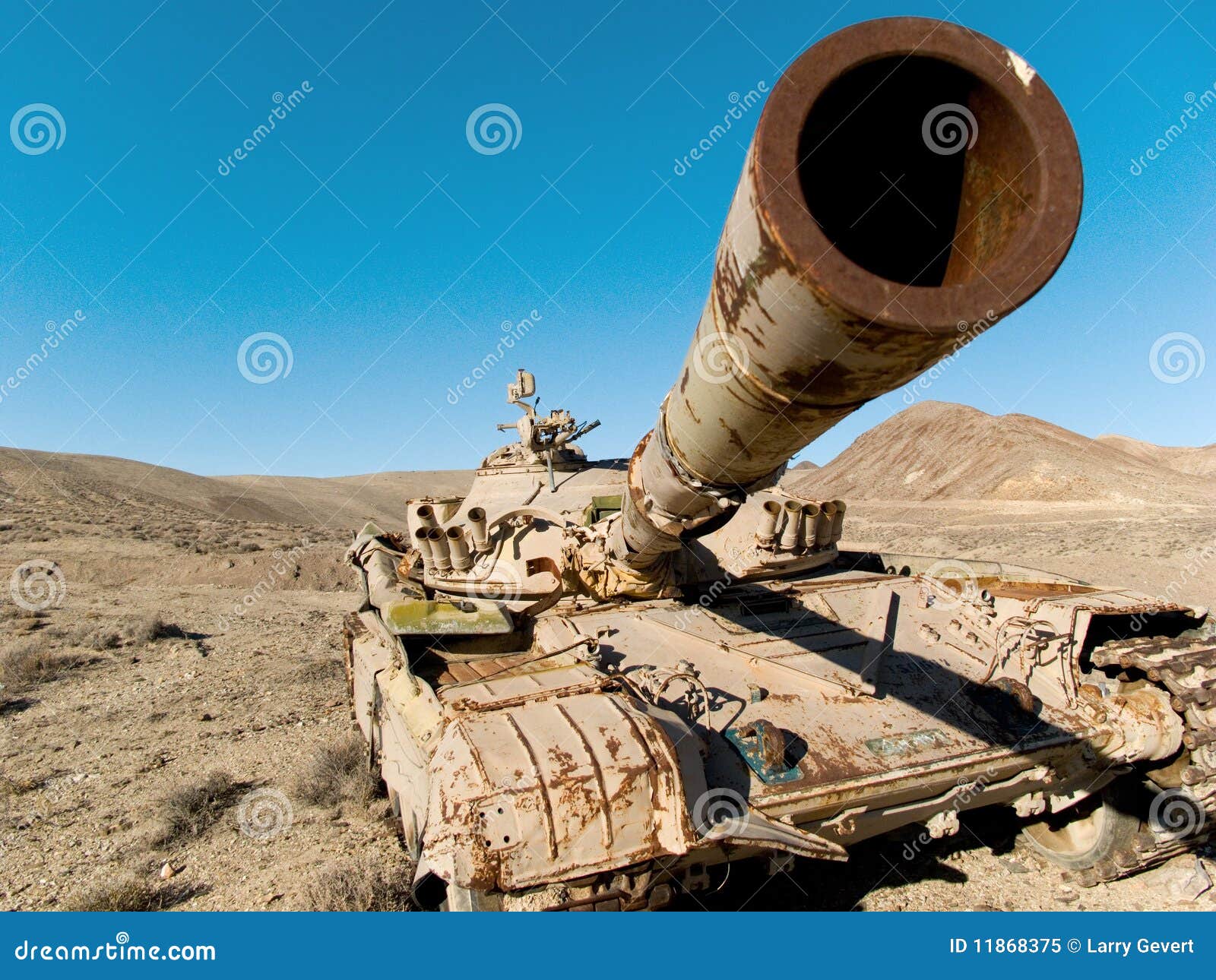 Military Tank in the Desert Stock Image - Image of american, arab: 11868375