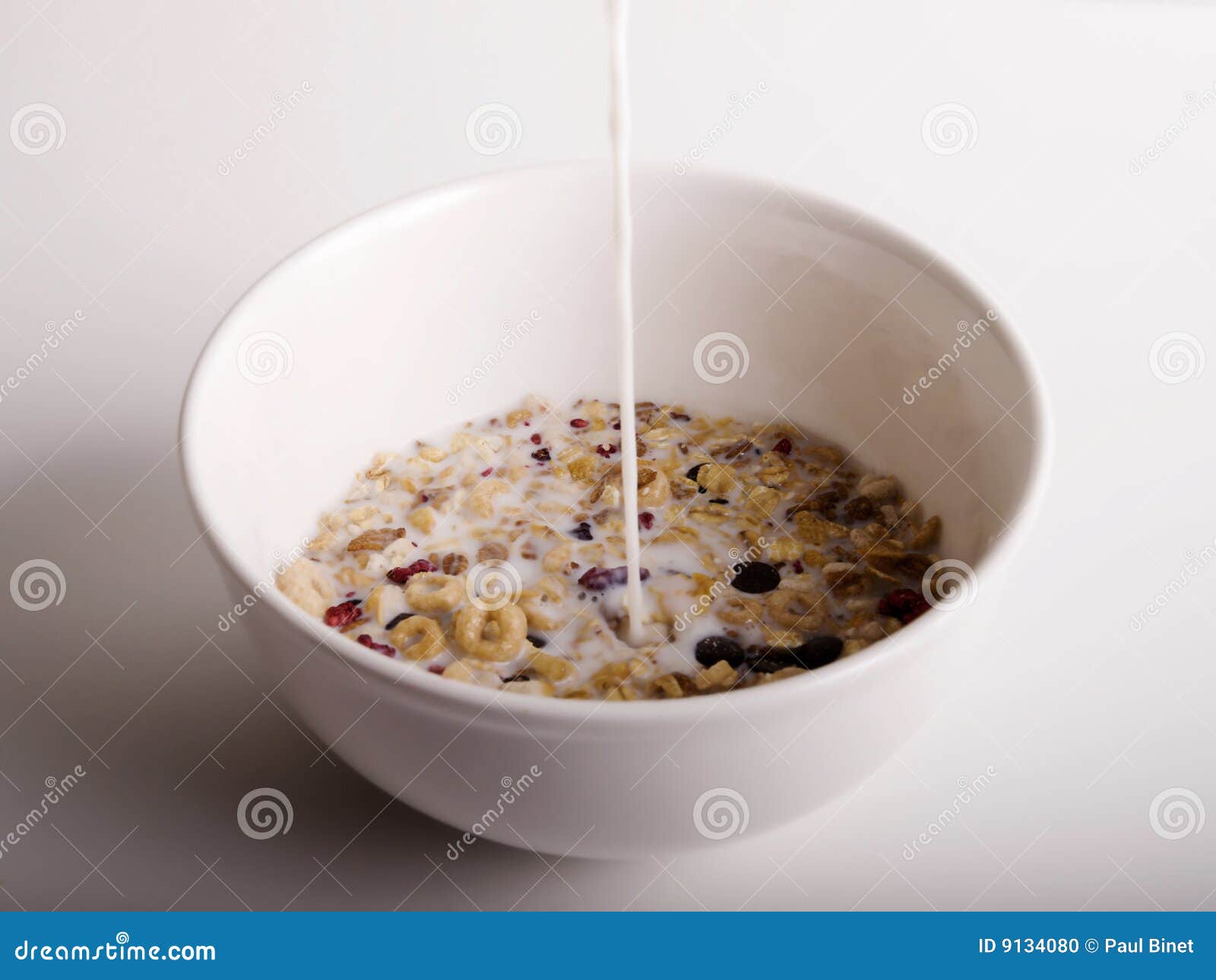 Milk and cereal bowl stock photo. Image of cornflakes - 9134080