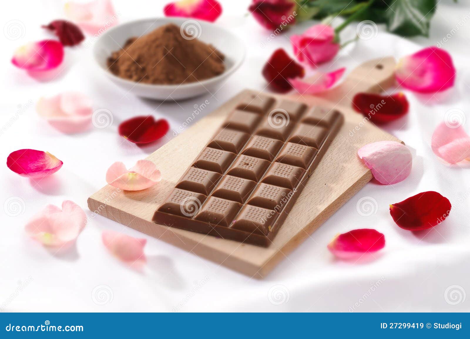 Milk Chocolate with Rose Petals Stock Image - Image of cocoa, food ...