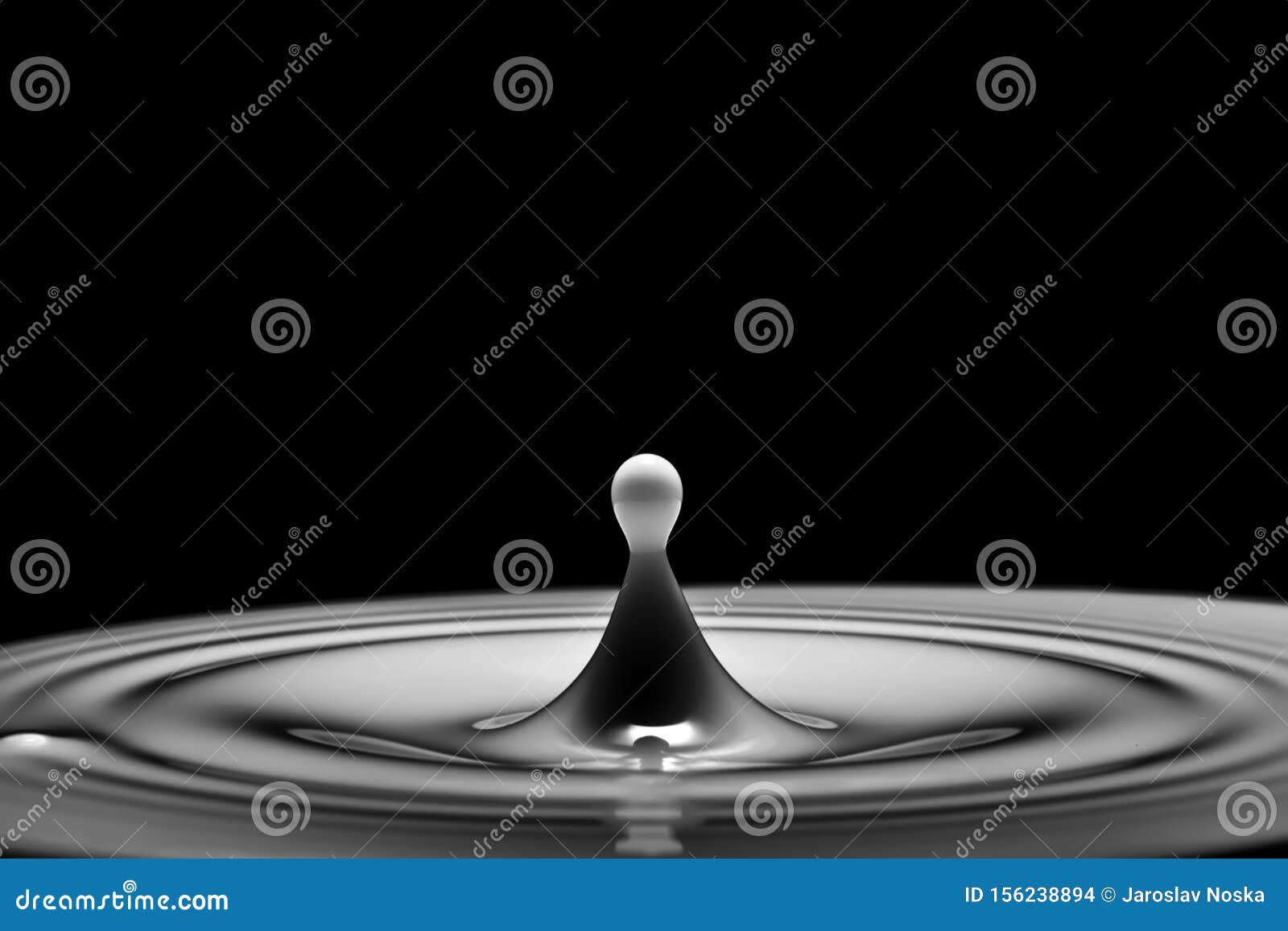 Milk Drop or White Liquid Drop Created Ripple Wave Stock Photo - Image ...