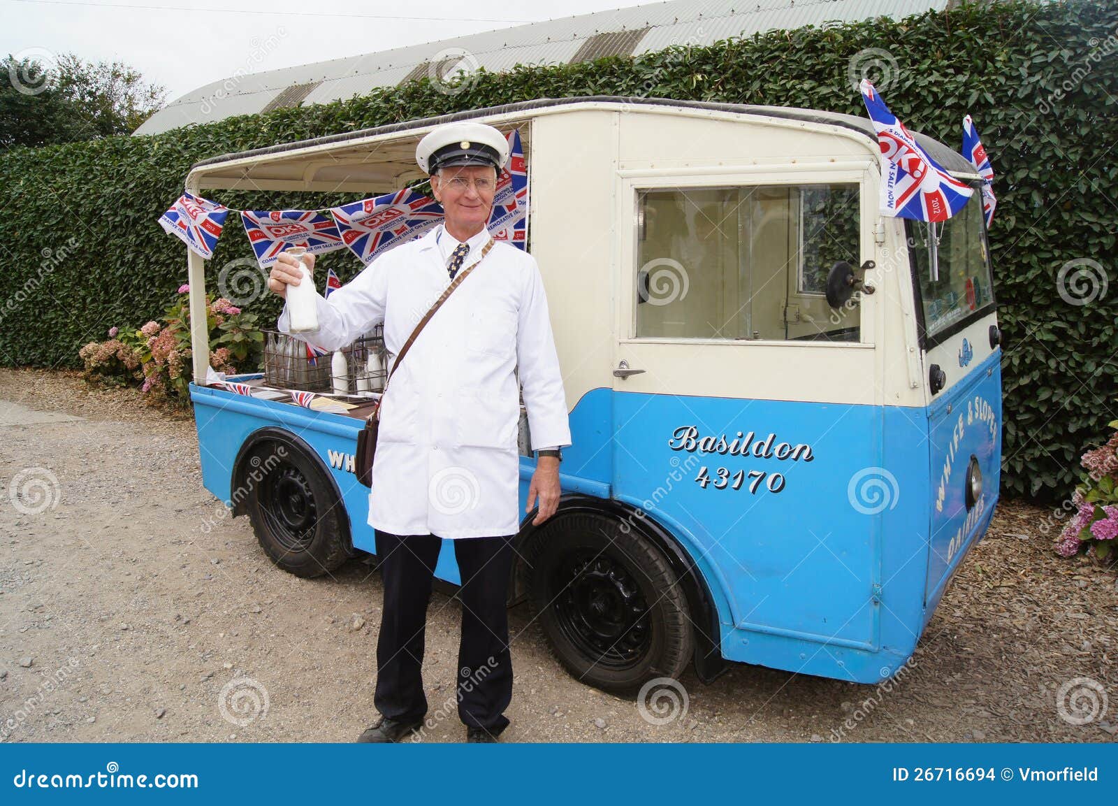 Milkman editorial stock image. Image of vintage, tradesman - 26716694
