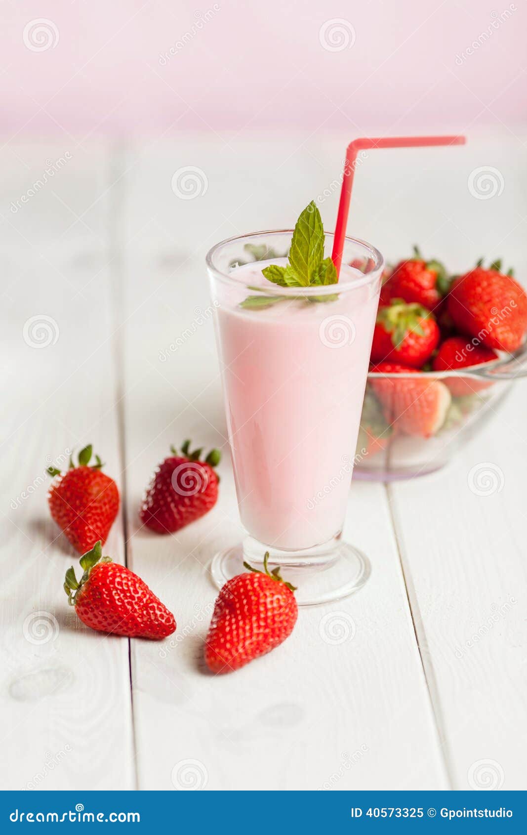 Milkshake stock image. Image of cocktail, dairy, liquid - 40573325