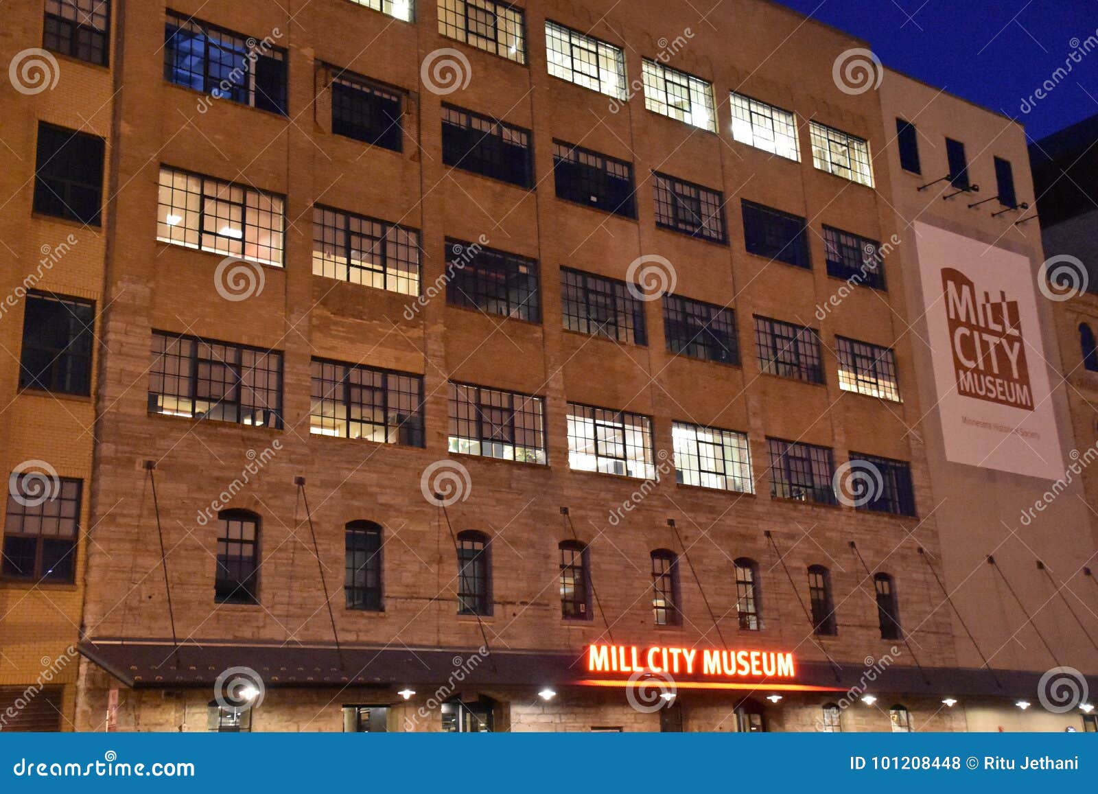 Mill City Museum in Minneapolis Editorial Stock Photo - Image of ...