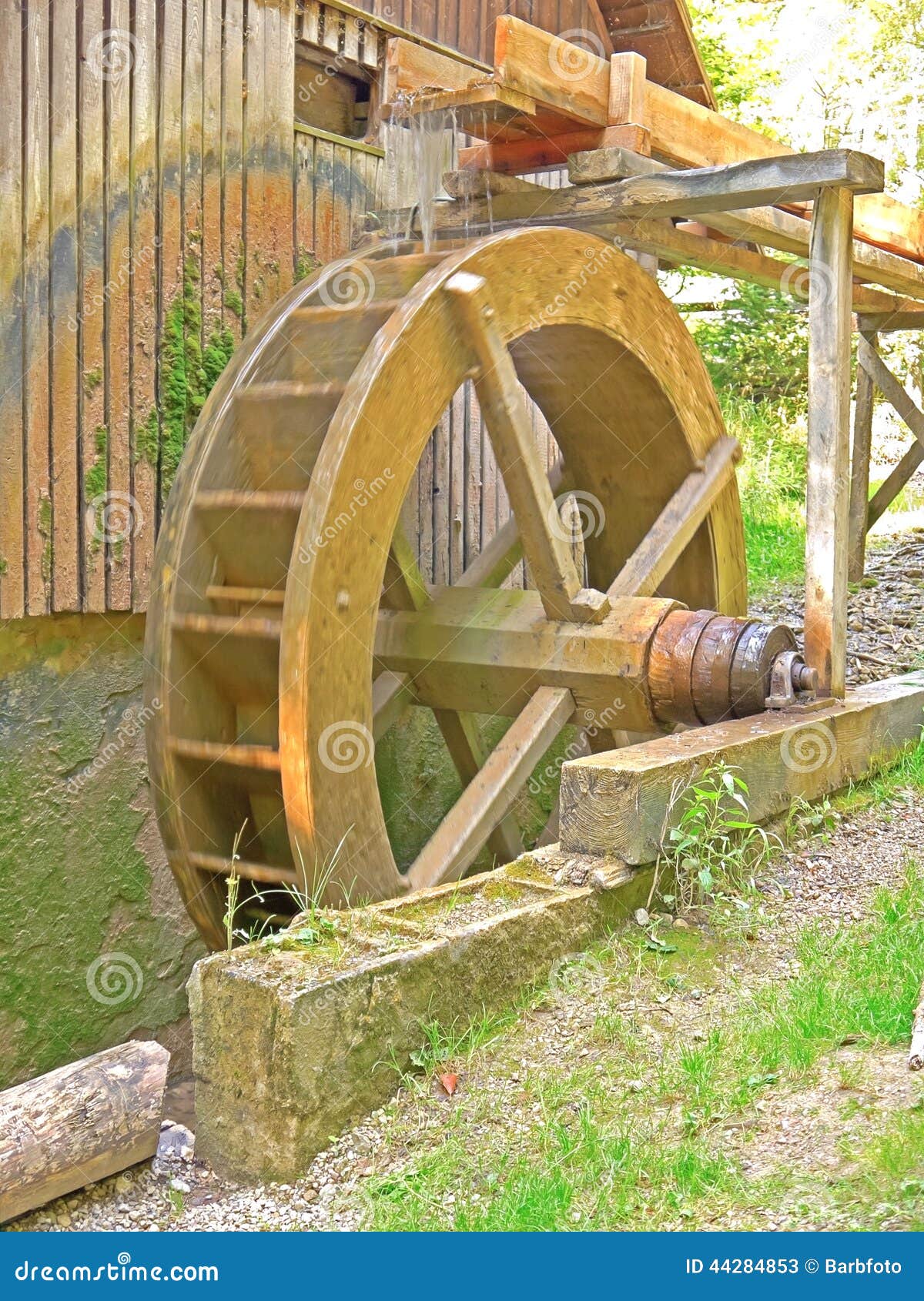 Mill wheel stock image. Image of energy, wheel, spin - 44284853