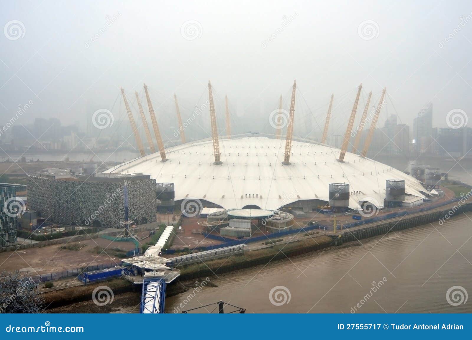 Millenium Dome editorial photography. Image of tourist - 27555717
