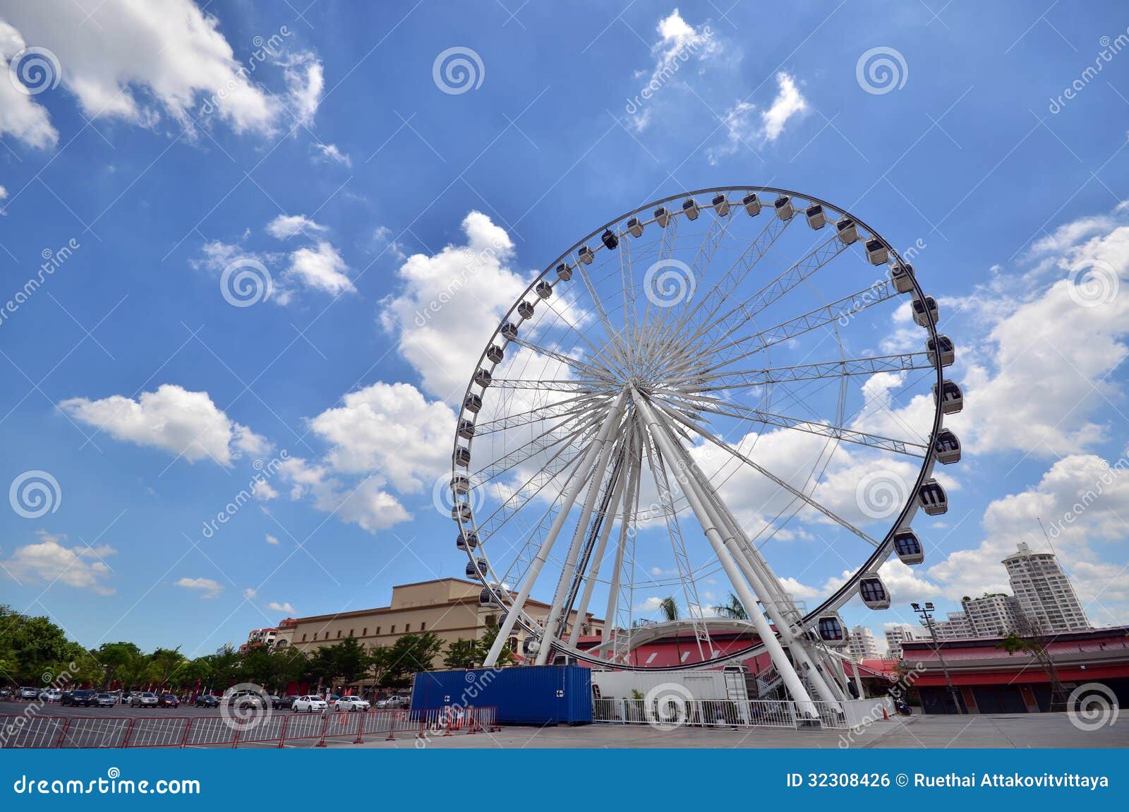 Millennium Wheel, stock photo. Image of architecture - 32308426