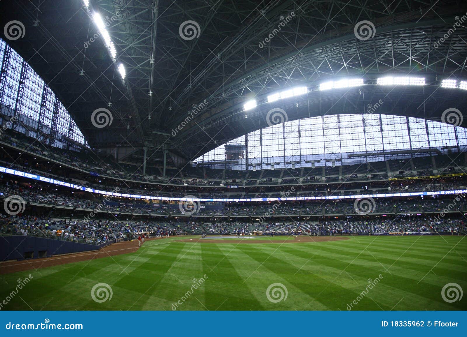 Miller Park - Milwaukee Brewers Editorial Photography - Image of ...