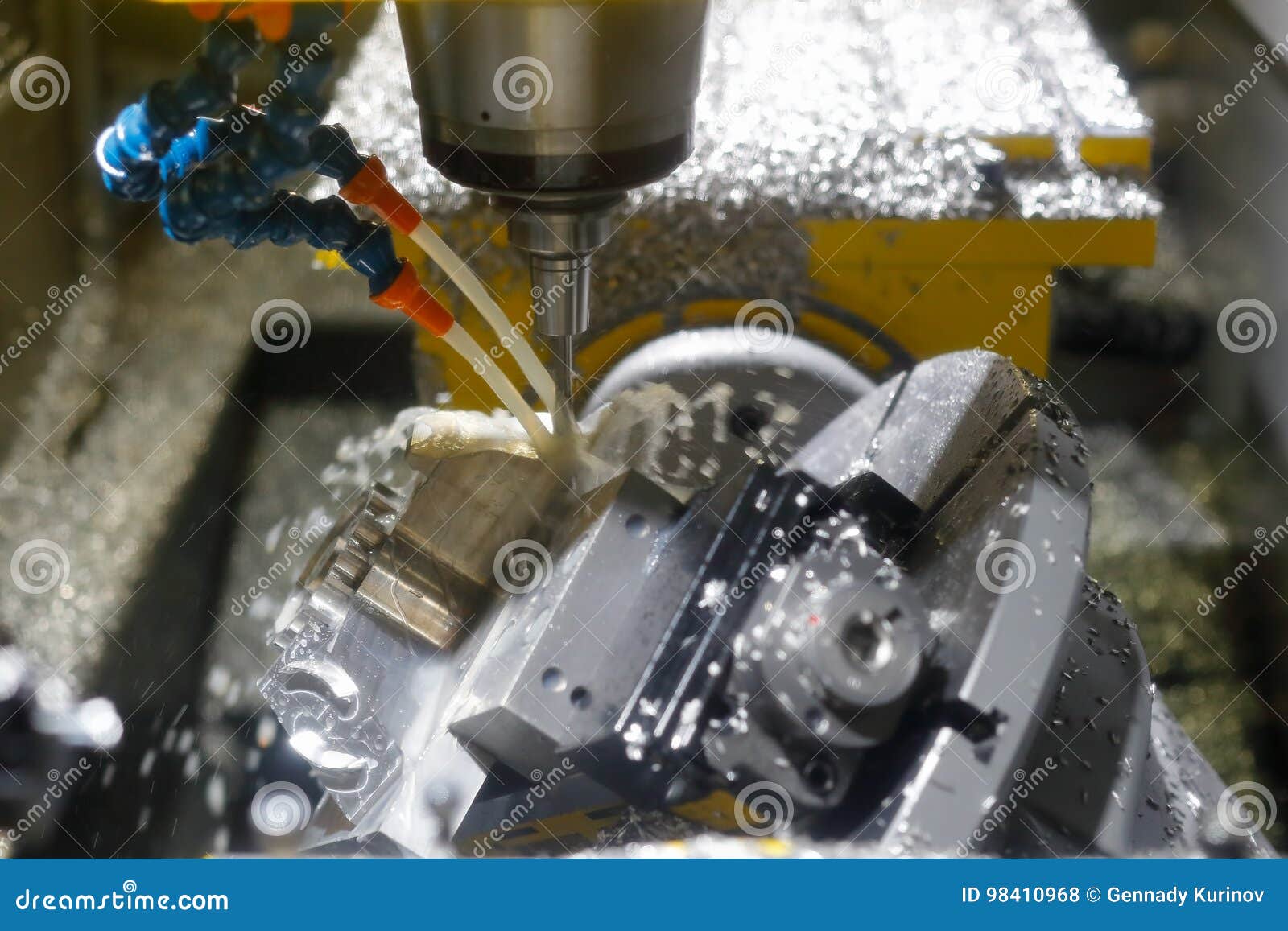 Milling Metalworking Process Stock Photo - Image of lubricant, mill ...