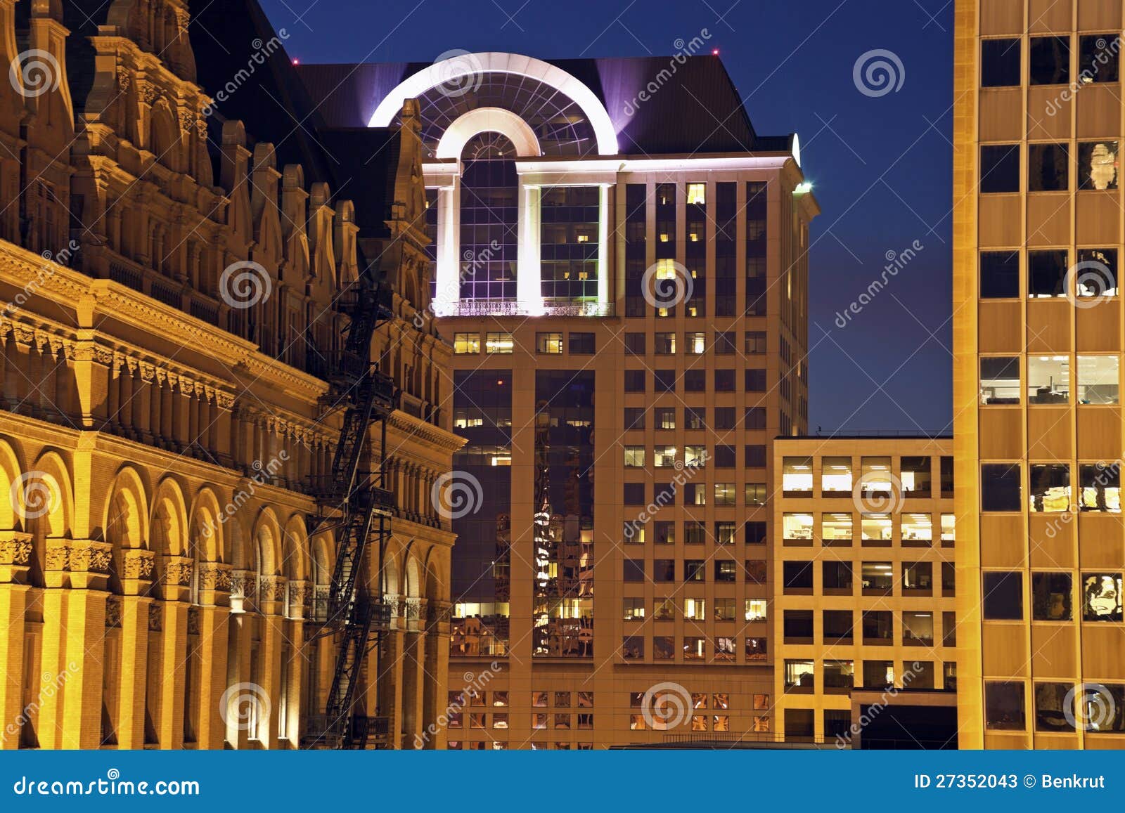 Milwaukee buildings stock image. Image of architecture - 27352043
