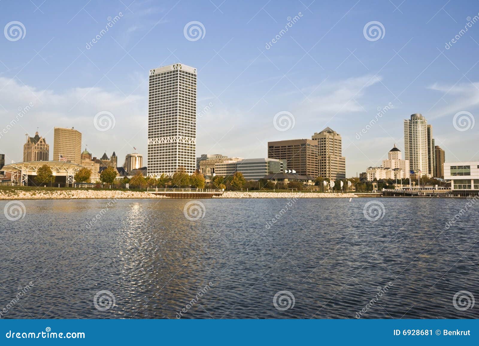 Milwaukee Seen From Lakefront Royalty-Free Stock Photo | CartoonDealer ...