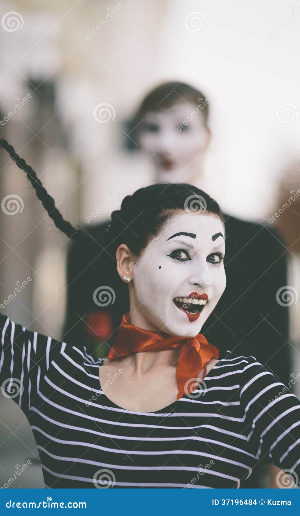 Mimo felice fotografia stock. Immagine di caucasico, aperto - 37196484