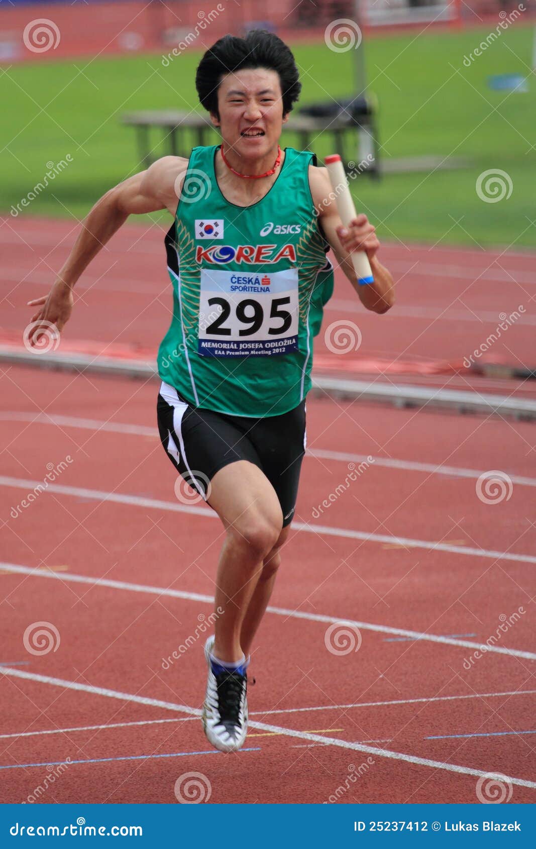 Min Woo Yoo - Korean Sprinter in Prague 2012 Editorial Photography ...