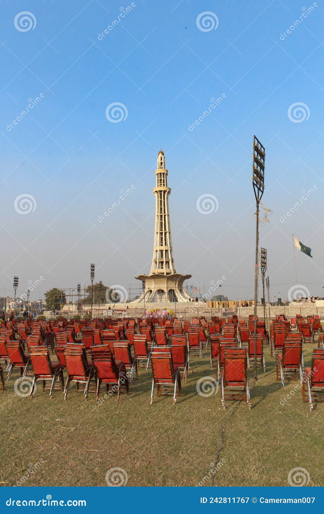Minar e Pakistan editorial photography. Image of beautiful - 242811767