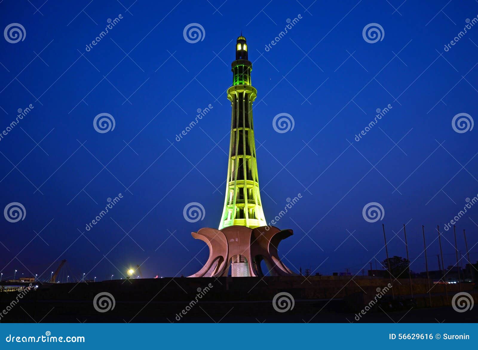 Minar-e-Pakistan stock photo. Image of architecture, view - 56629616