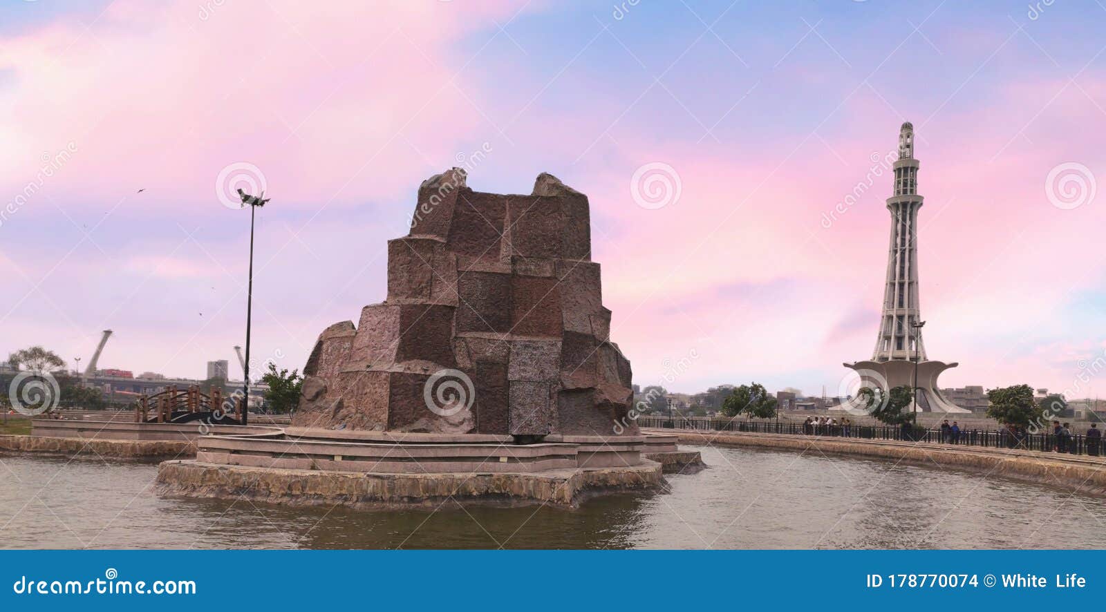 Minar e Pakistan editorial stock image. Image of menare - 178770074
