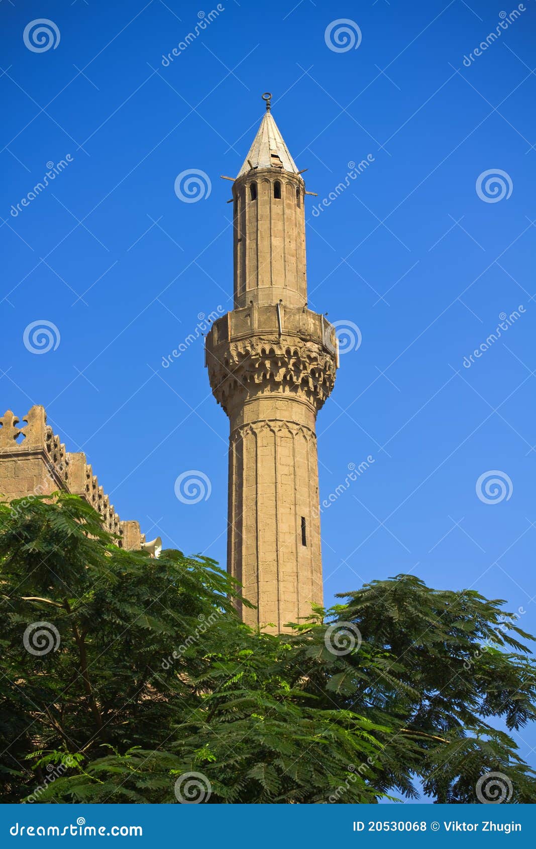 Minaret of ancient mosque stock photo. Image of history - 20530068
