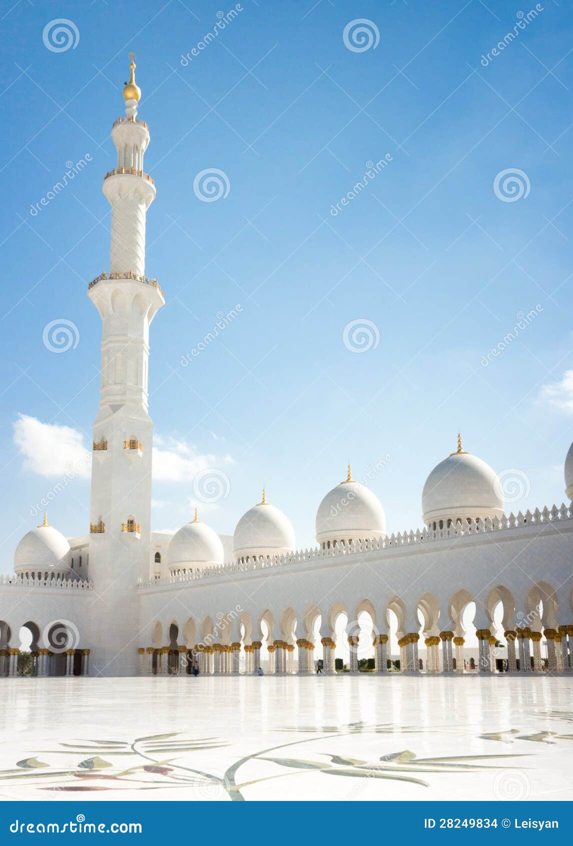Minaret of Sheikh Zayed Grand Mosque Stock Photo - Image of islamic ...