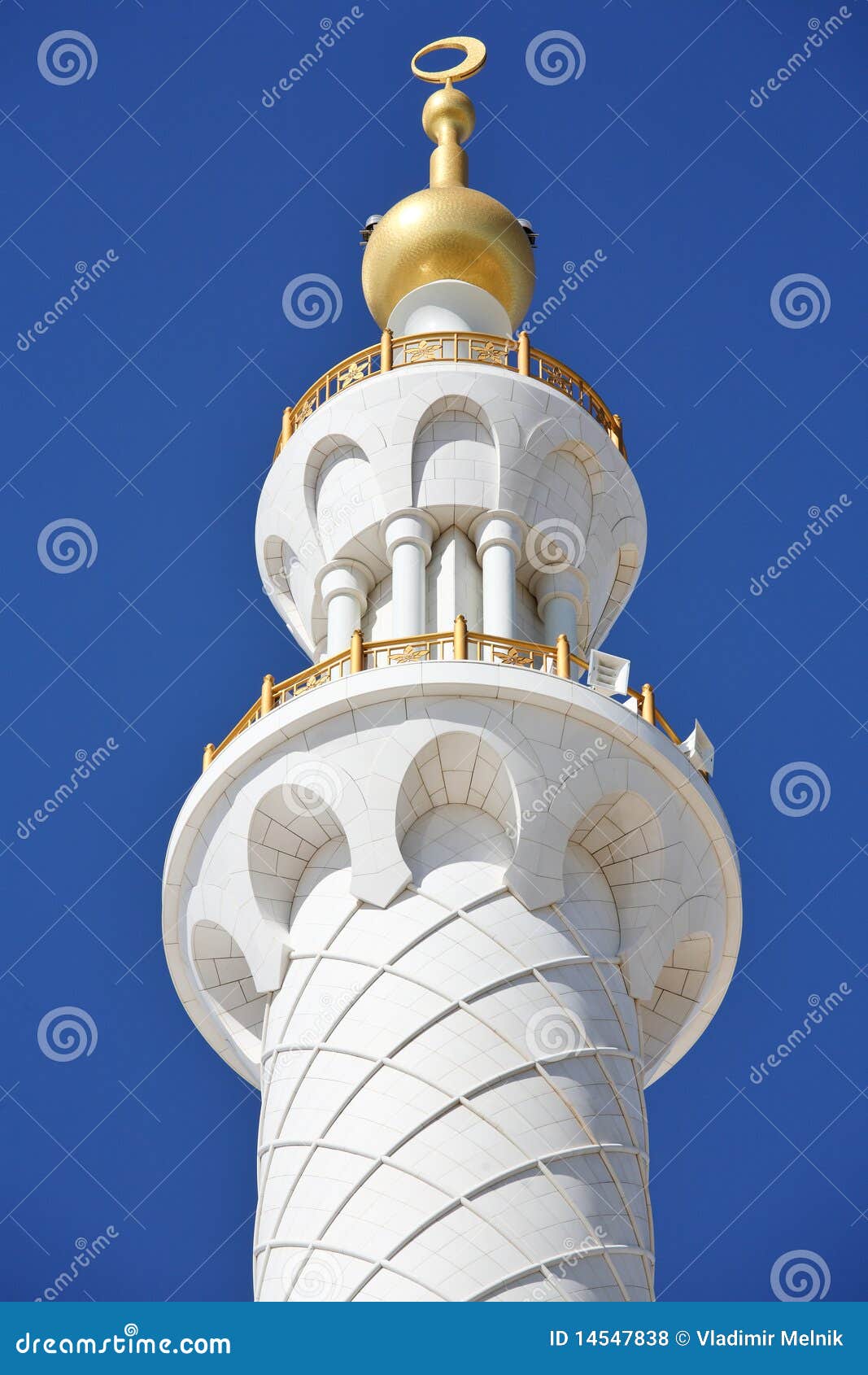 Minaret of Sheikh Zayed Mosque in Abu Dhabi, Stock Photo - Image of ...