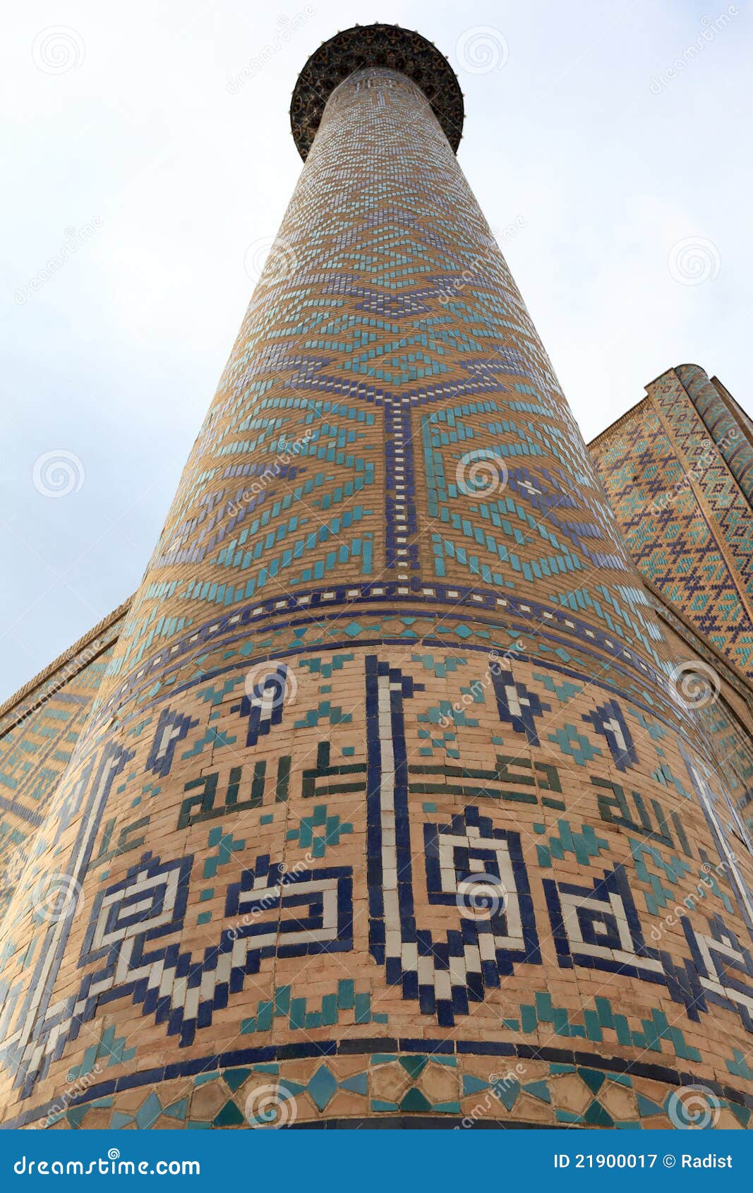 Minaret of Sher Dor Madrasah on Registan Square Stock Image - Image of ...