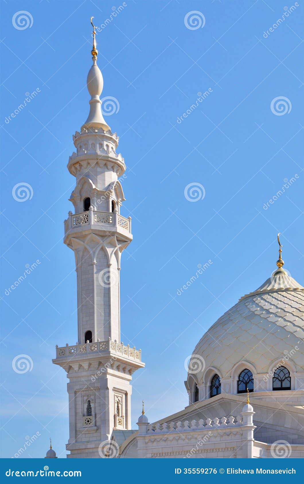 Minaret Van Moskee in Tatarstan, Rusland Stock Foto - Image of halve ...